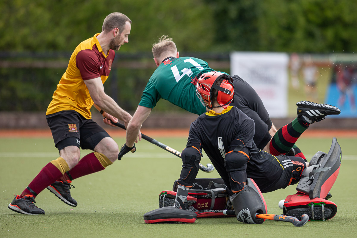The Front Row Union Sport - Linden Cup: PSNI 2 Mossley 4 AR Final